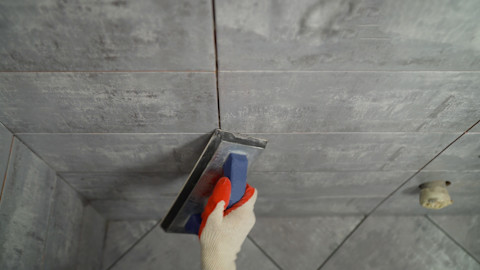 How to Tile a Wall Like a Pro