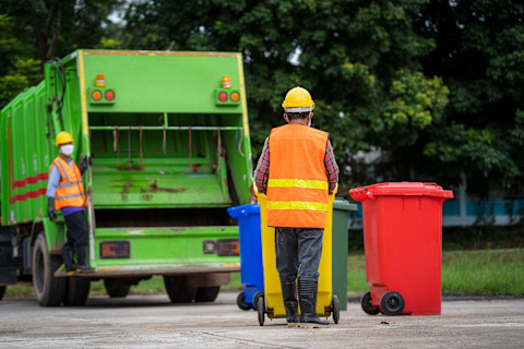 Garbage Removal Cost Guide for 2026 - MyBuilder